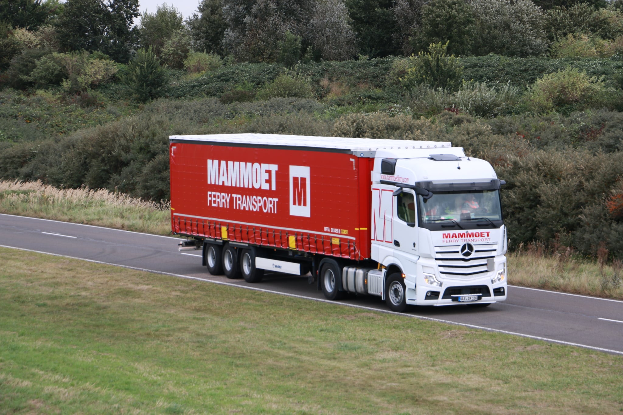 Mammoet Ferry Transport | The specialists in Freight Shipping